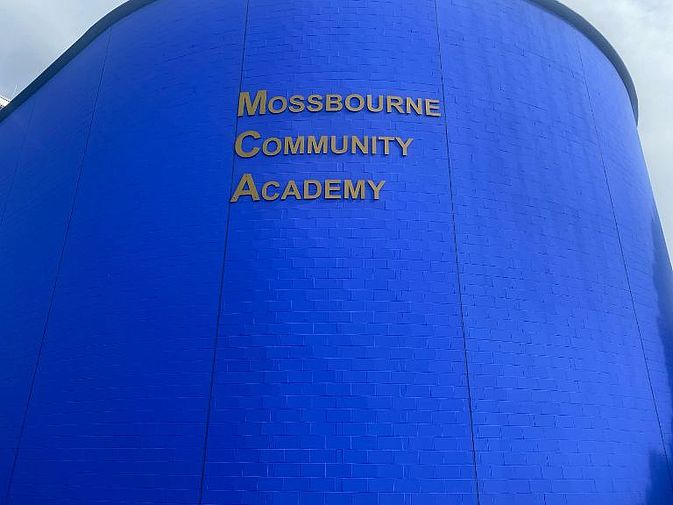 Mossbourne Community Academy - Keim Paint Shop