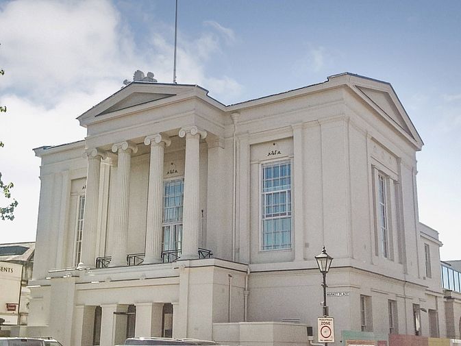 St Albans Town Hall - Keim Paint Shop